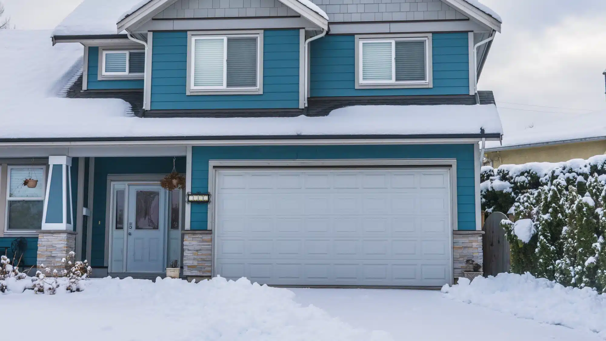 Why Your Garage Door Might Freeze Shut — And How to Prevent It - Ace ...